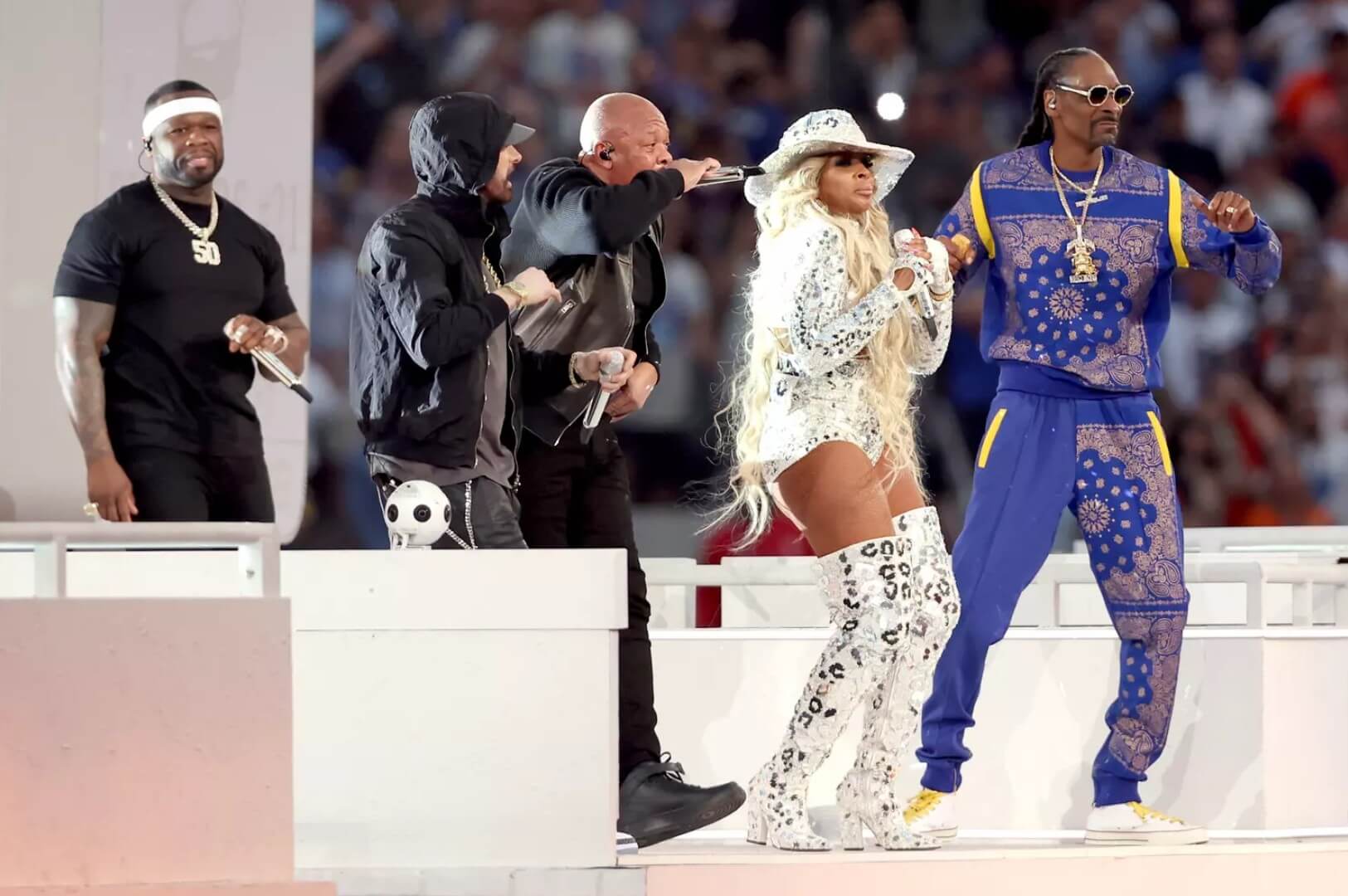 Pepsi Super Bowl LVI Halftime Show - Dr Dre, Snoop Dogg, Eminem, Mary J ...